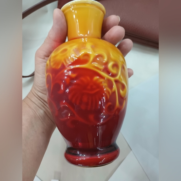 Avon | Accents | Vintage Avon 981 Chinese Red And Gold Double Layer Vase | Poshmark